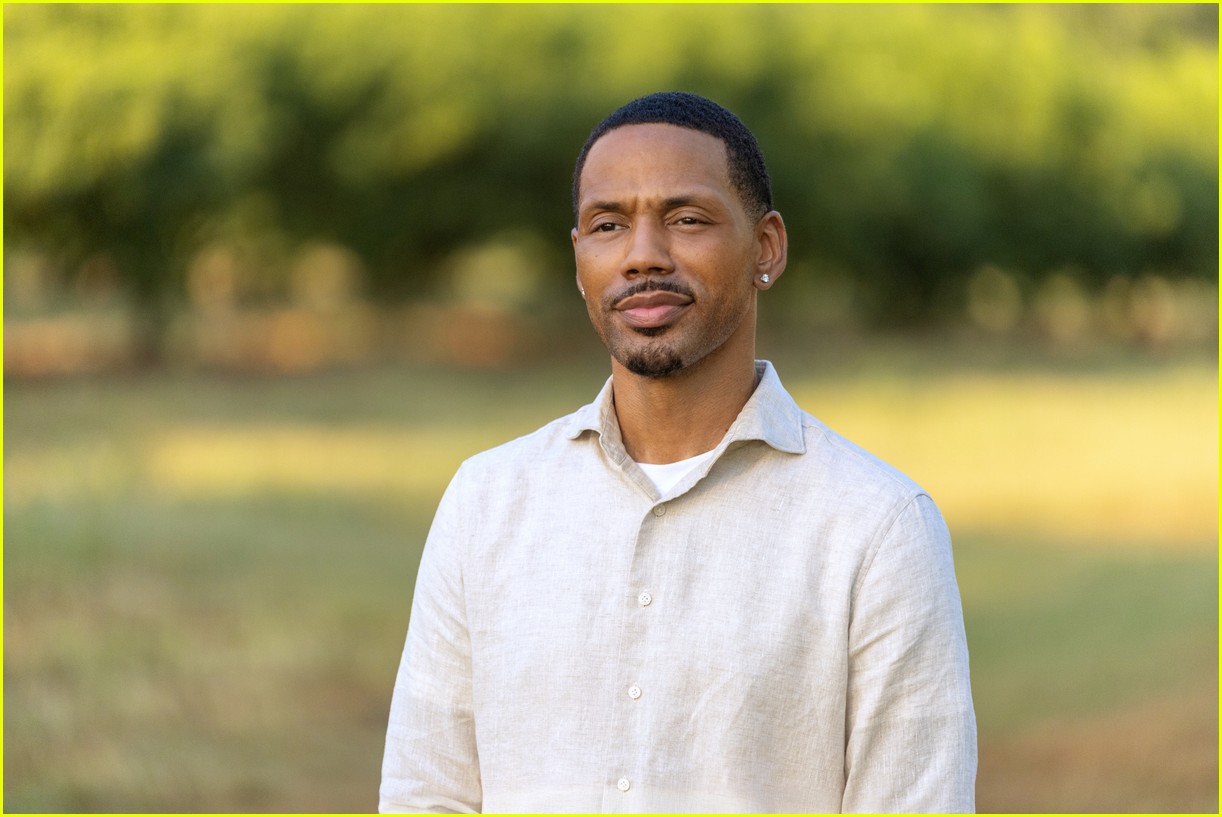 'Small Town Setup': Hallmark Dating Reality TV Show - Host, Trailer ...