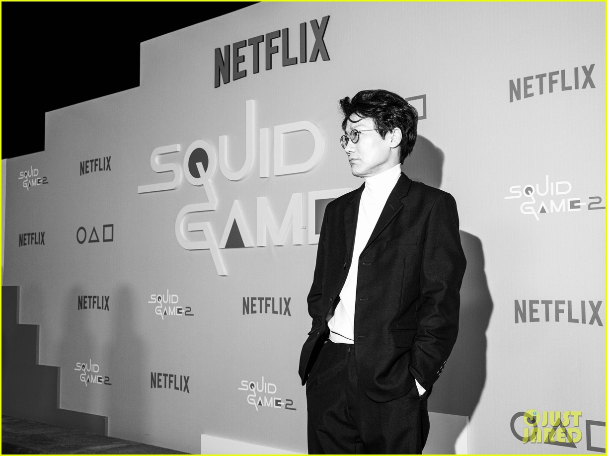 Lee Jung-jae Snaps Group Selfie With 'Squid Game' Co-Stars at Season 2 LA Premiere, Teases 'Many ...