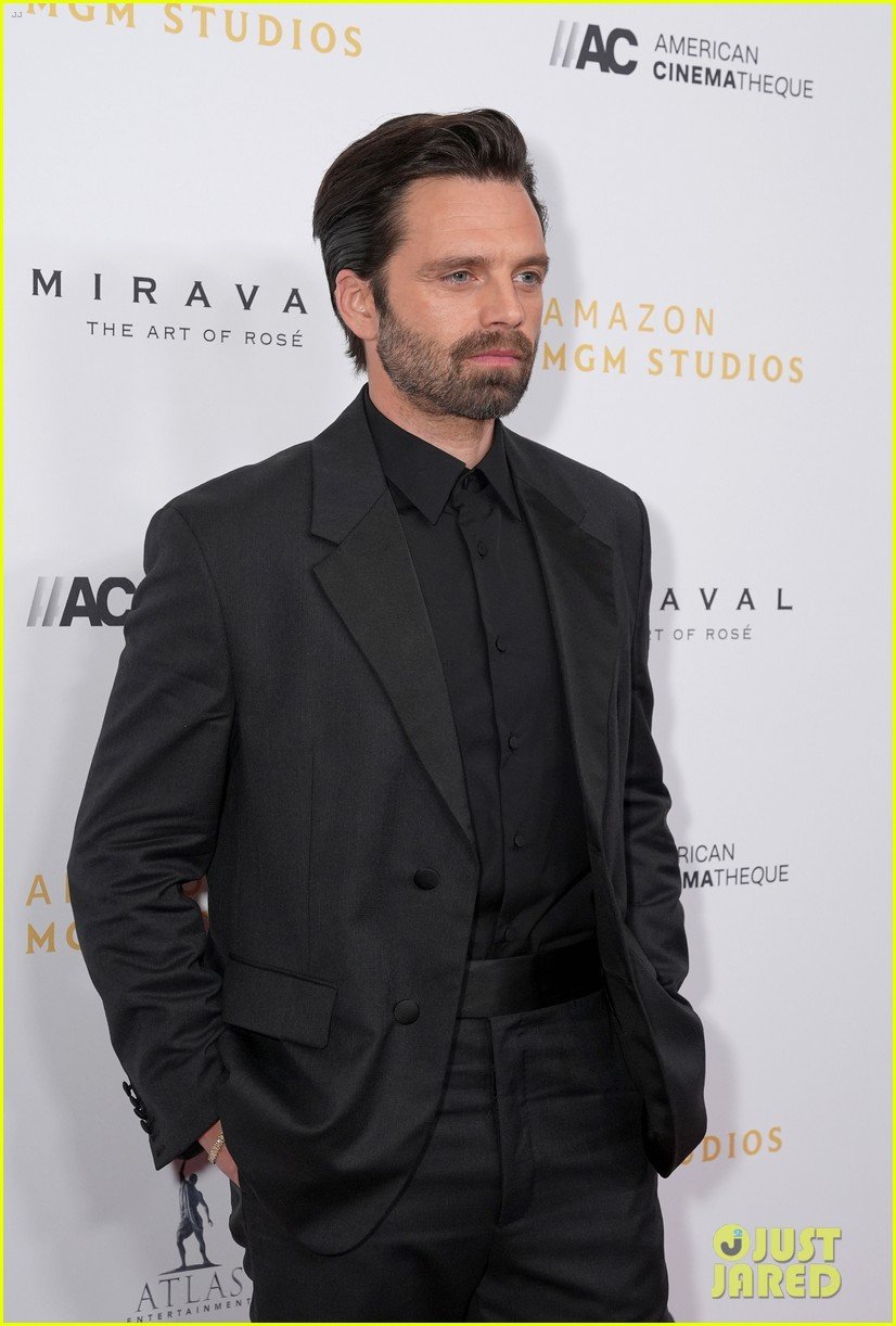 Sebastian Stan & Annabelle Wallis Make Rare Appearance Together While ...