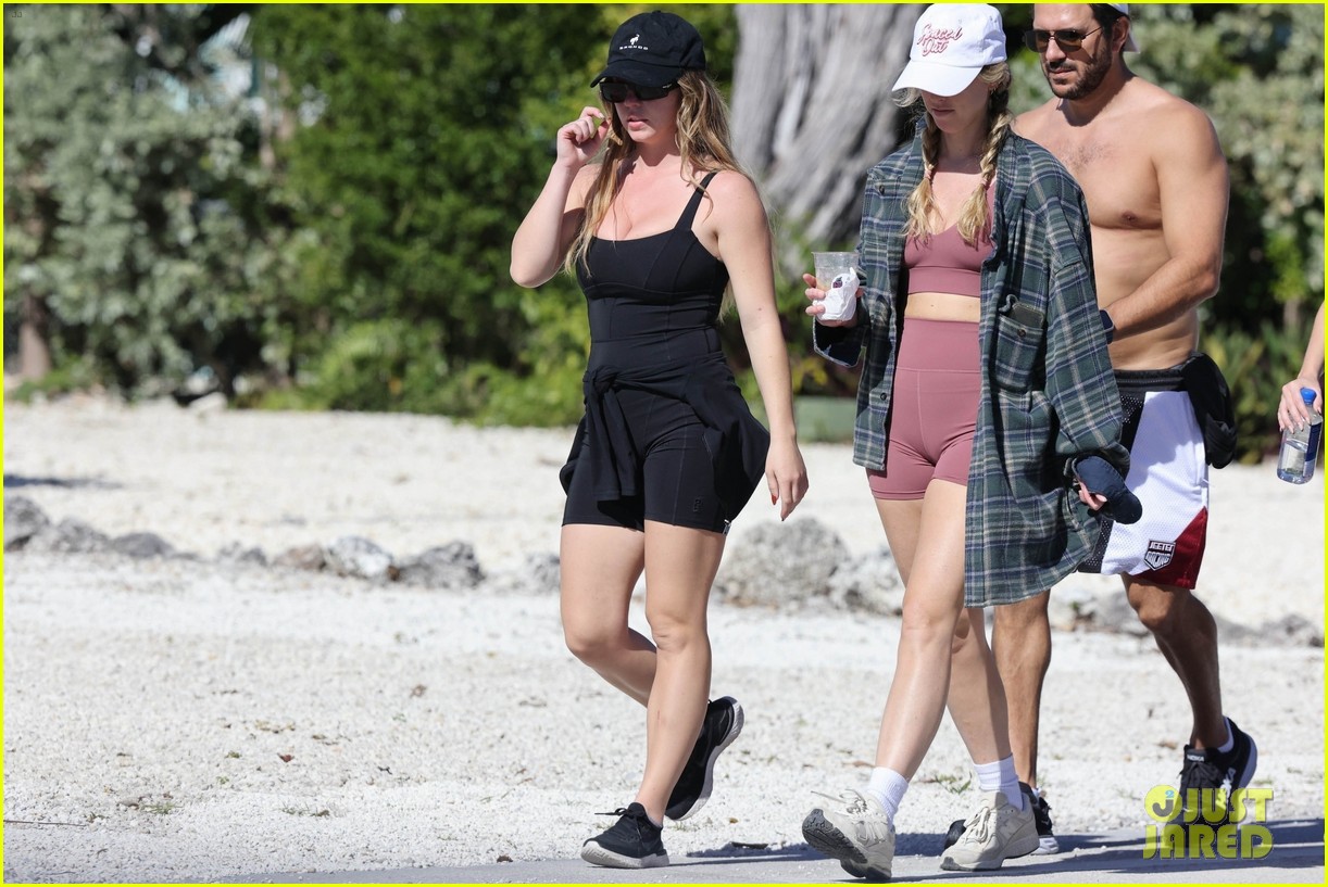 Photo: sydney sweeney candids muscles 34 | Photo 5107103 | Just Jared ...