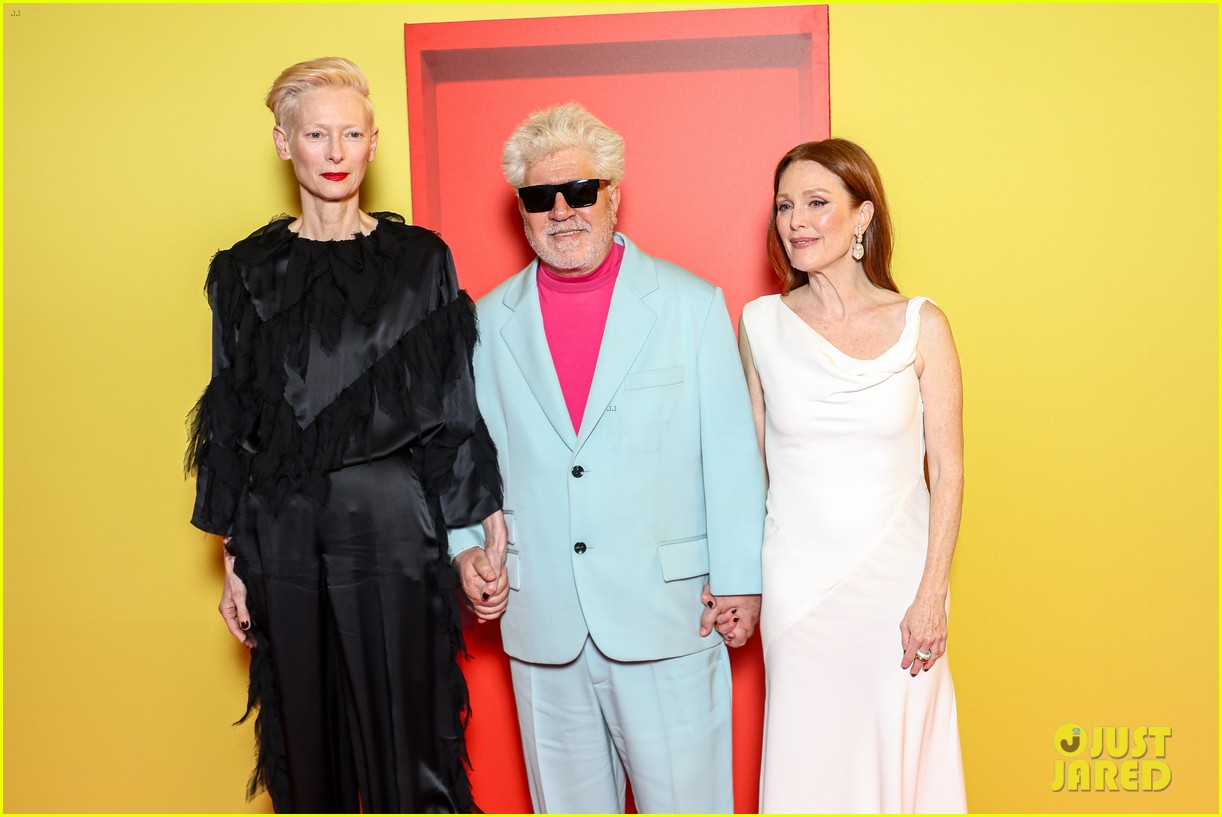 Tilda Swinton & Julianne Moore Hold Hands at 'The Room Next Door ...