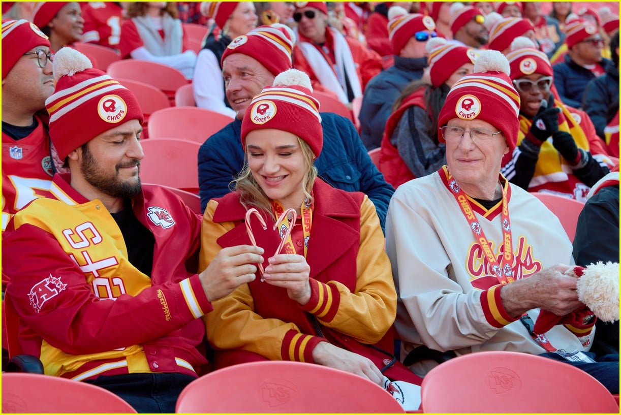 Hallmark Channel's 'Holiday Touchdown' Becomes Most-Watched Cable Movie ...