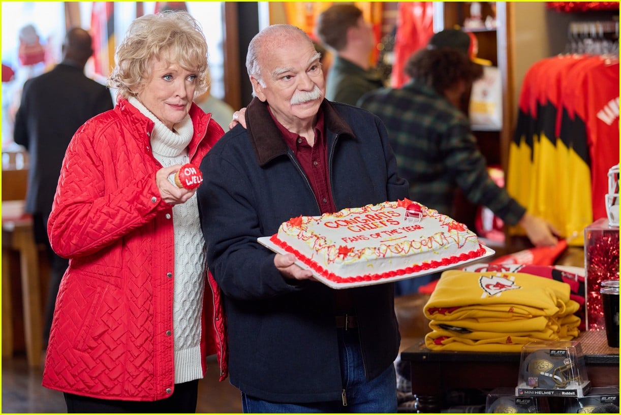 Hallmark Channel's 'Holiday Touchdown' Becomes Most-Watched Cable Movie ...