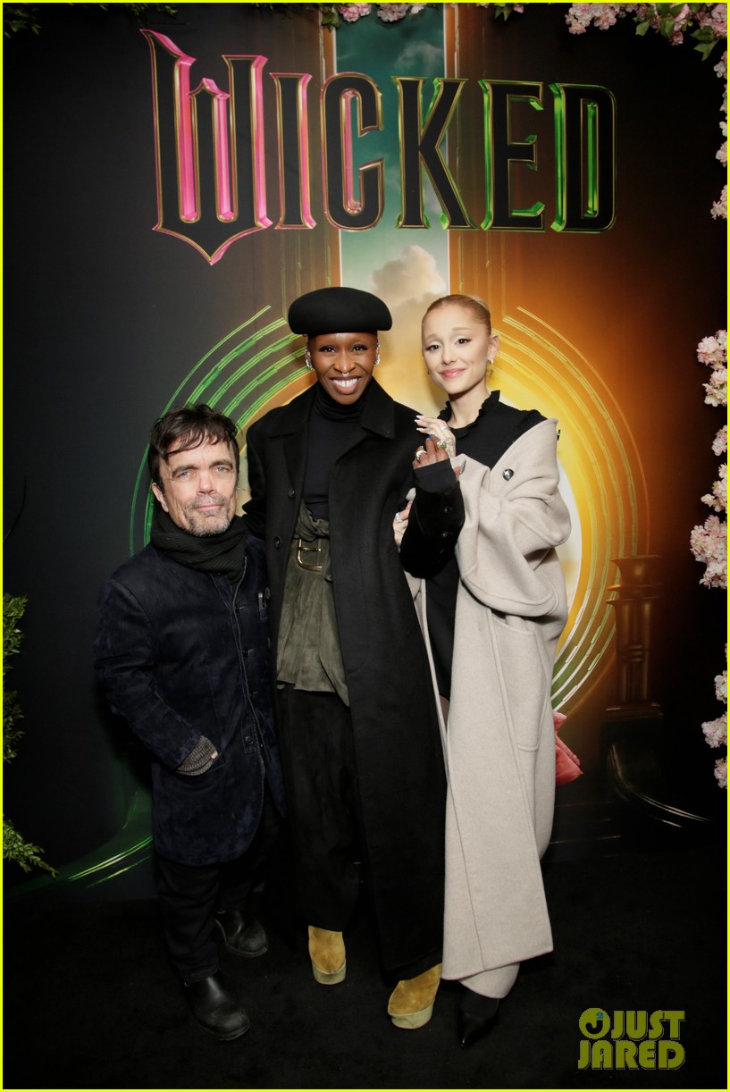 Blake Lively & Ryan Reynolds Support 'Wicked' Cast at NYC Screening, Peter Dinklage Finally ...