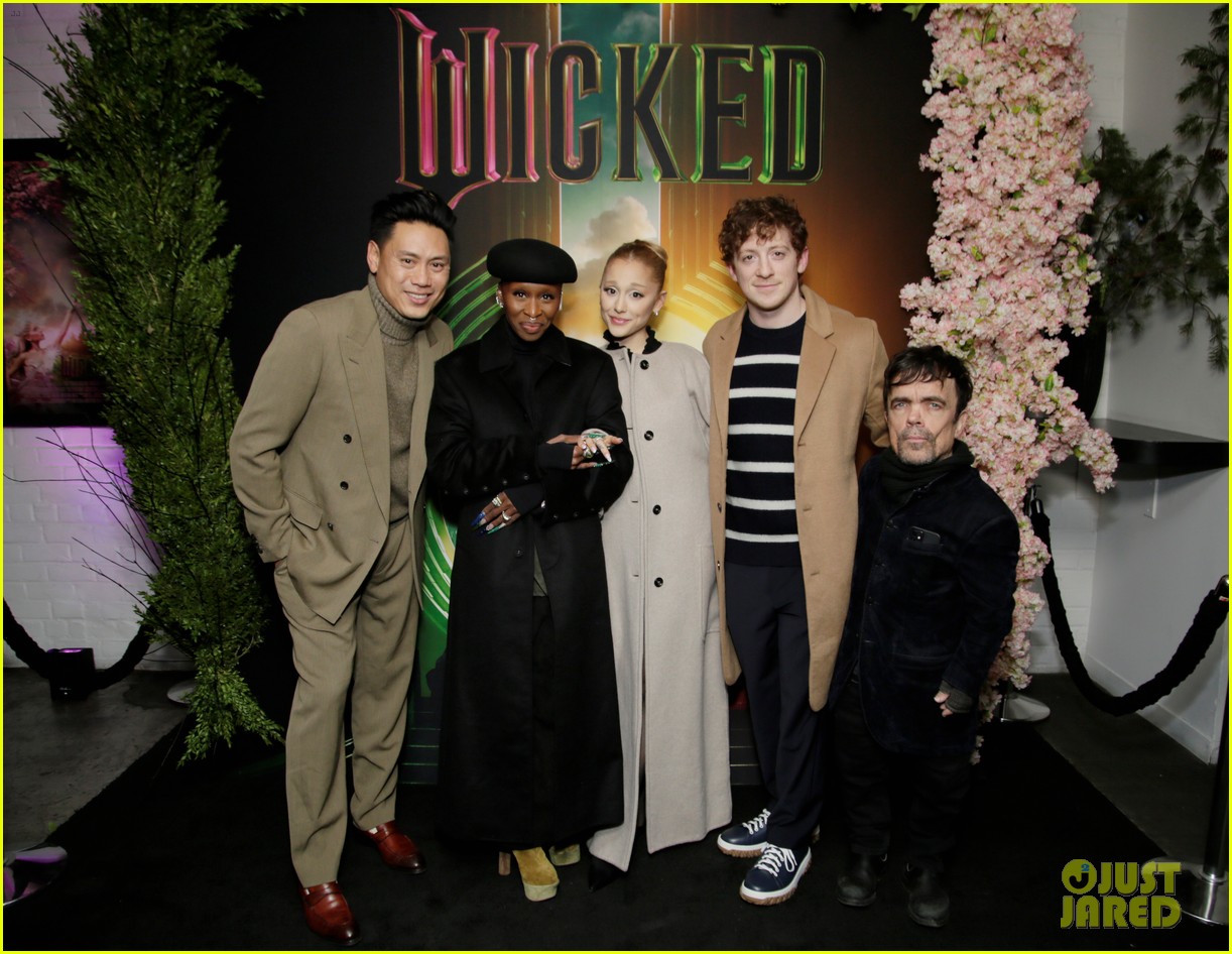 Blake Lively & Ryan Reynolds Support 'Wicked' Cast at NYC Screening, Peter Dinklage Finally ...