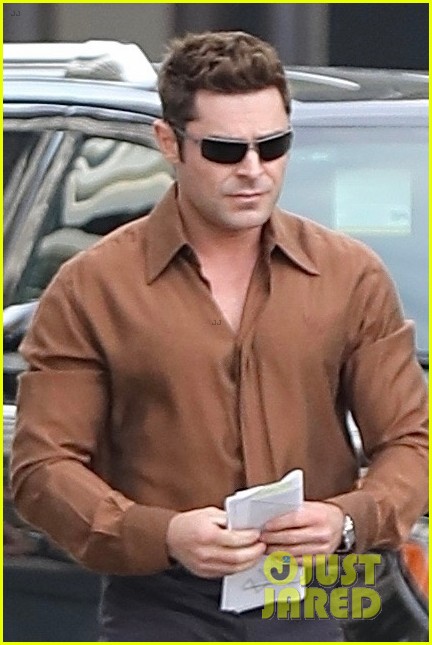 Zac Efron Films Solo Scenes For His New Movie 'Famous,' Which He Plays ...