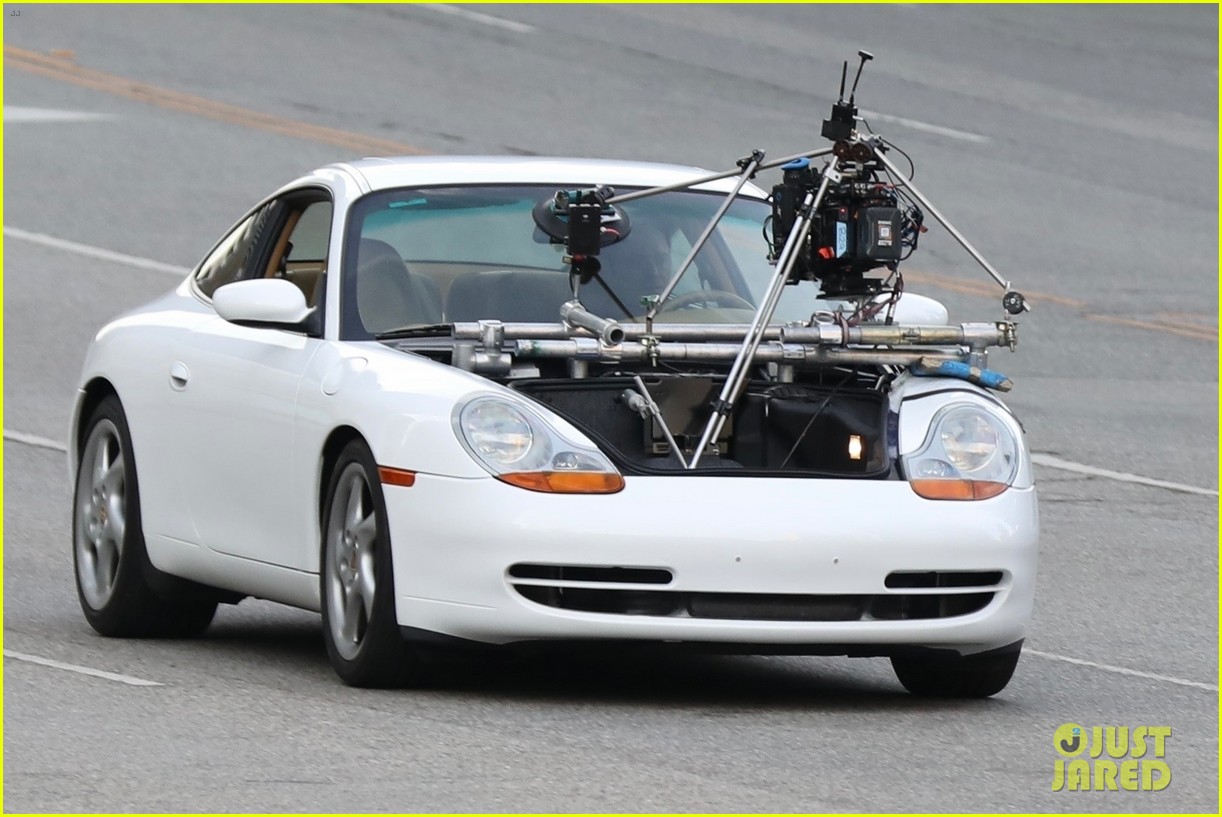 Zac Efron Films Solo Scenes For His New Movie 'Famous,' Which He Plays ...