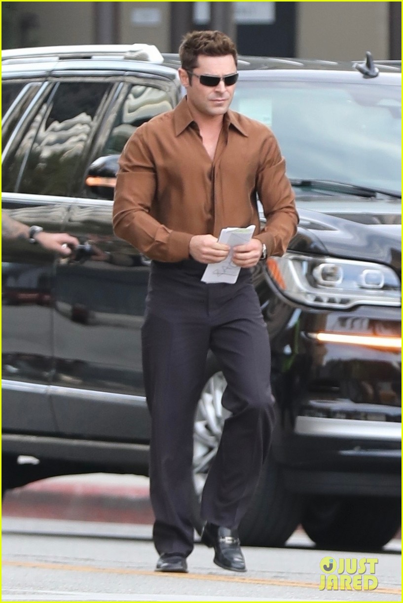 Zac Efron Films Solo Scenes For His New Movie 'Famous,' Which He Plays ...