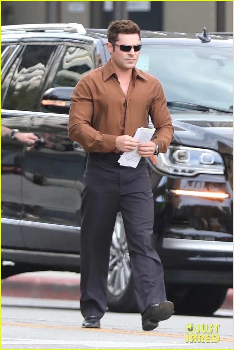 Zac Efron Films Solo Scenes For His New Movie 'Famous,' Which He Plays ...