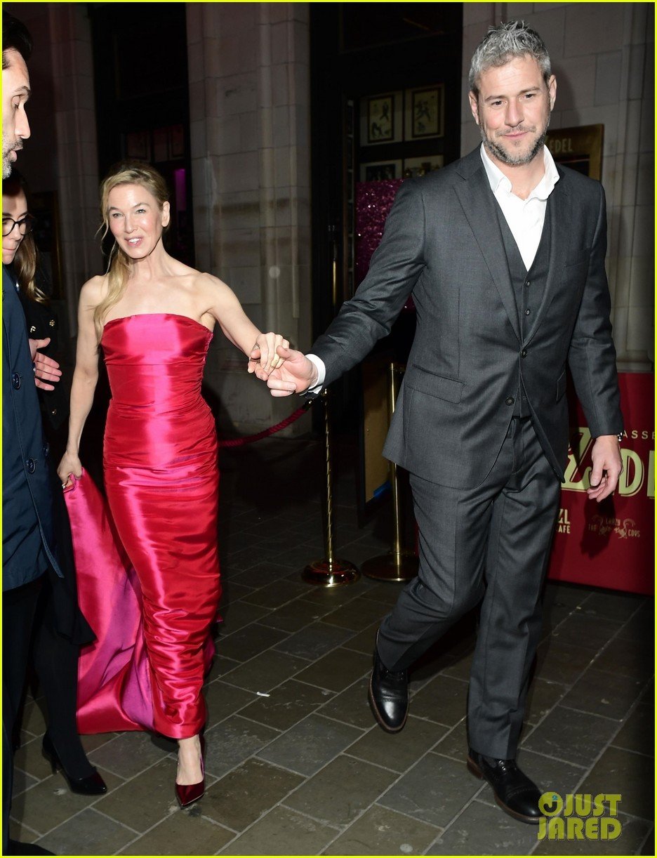 Renee Zellweger & Leo Woodall Get Support From Partners Ant Anstead ...