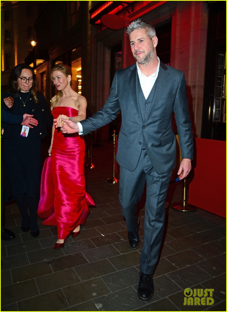 Renee Zellweger & Leo Woodall Get Support From Partners Ant Anstead ...