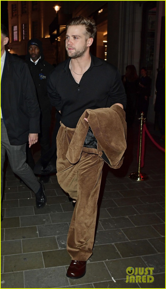 Renee Zellweger & Leo Woodall Get Support From Partners Ant Anstead ...