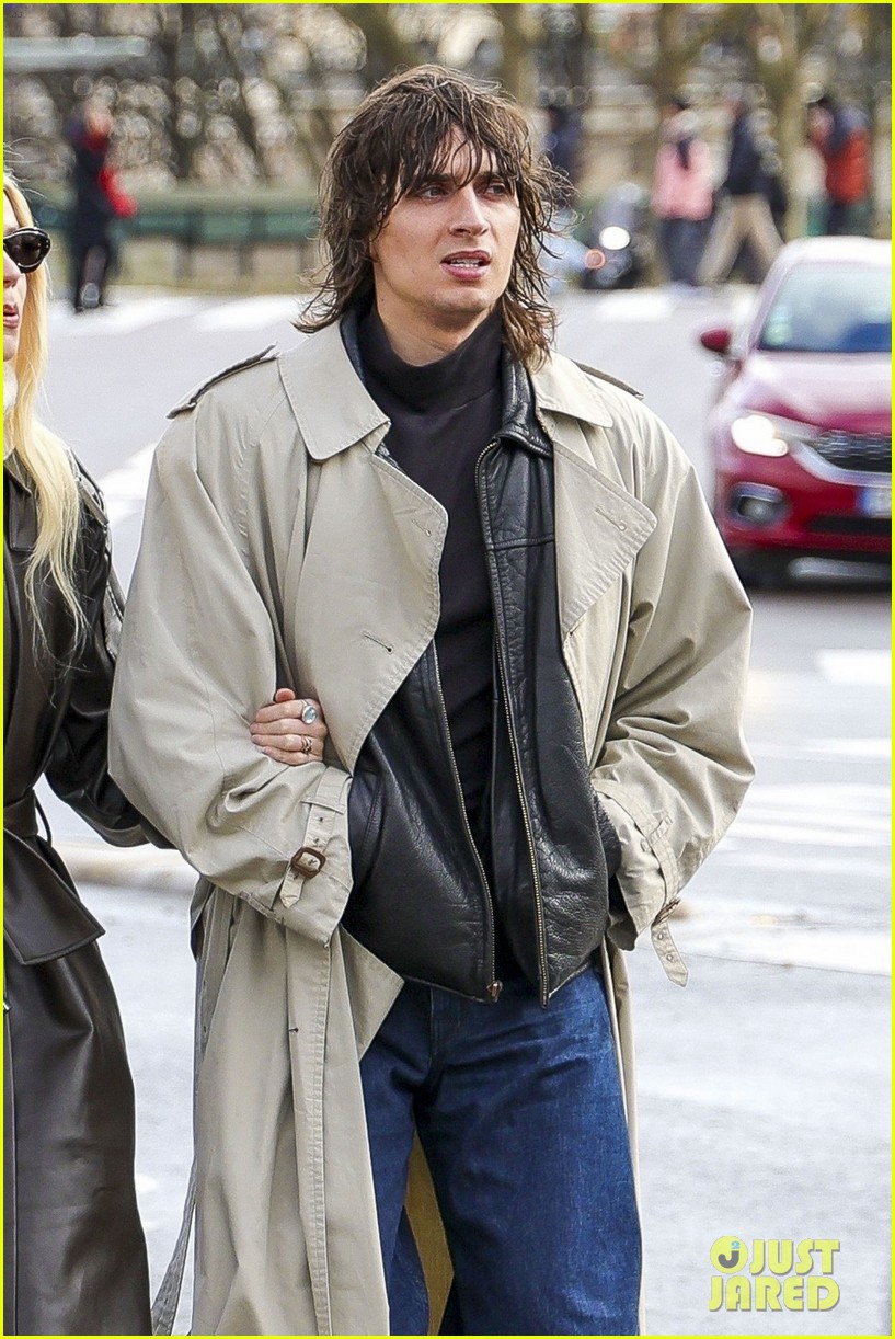 Anya Taylor-Joy & Husband Malcolm McRae Enjoy Romantic Day Out in Paris ...