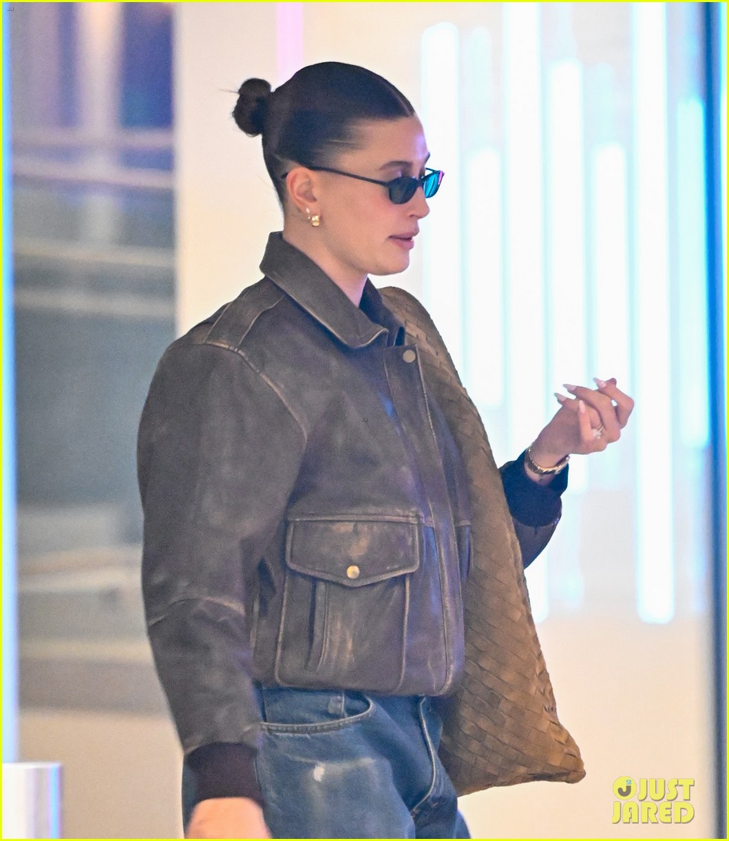 Justin Bieber & Wife Hailey Go Bowling With Kendall Jenner Amid Recent ...