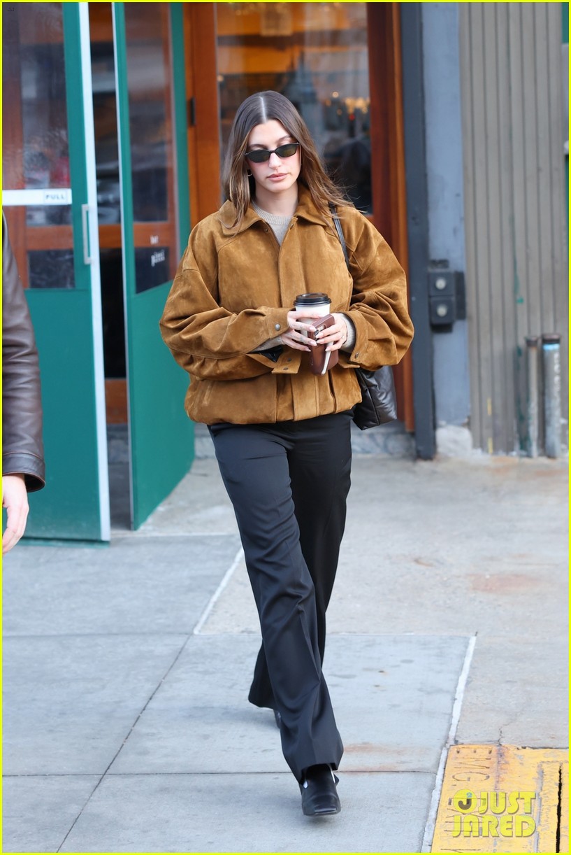 Justin & Hailey Bieber Step Out Separately in NYC After Shutting Down ...