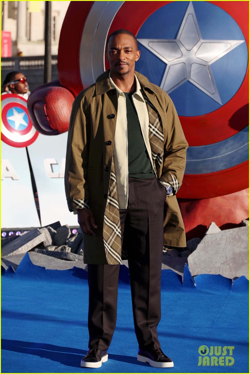 Anthony Mackie, Harrison Ford & Danny Ramirez Unite on 'Captain America ...