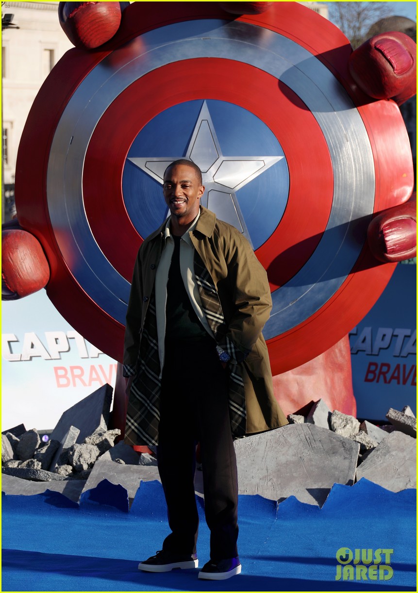 Anthony Mackie, Harrison Ford & Danny Ramirez Unite on 'Captain America ...