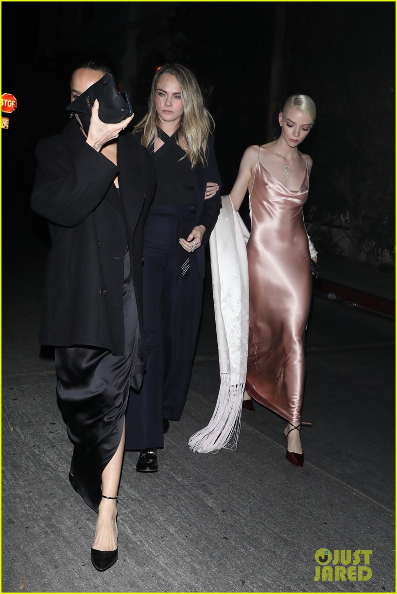 Zoe Kravitz, Cara Delevingne, & Anya Taylor-Joy Hit Up Golden Globes After-Parties Together ...