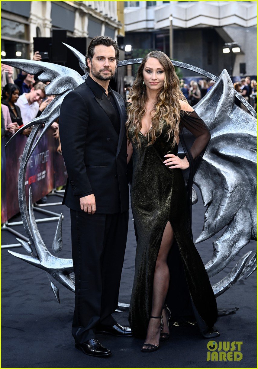 Henry Cavill & Girlfriend Natalie Viscuso Welcome First Child!: Photo ...