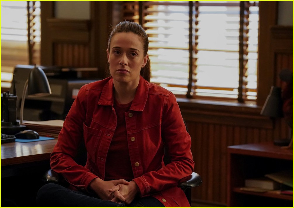 Chicago PD's Patrick John Flueger Reveals When Ruzek & Burgess' Wedding ...