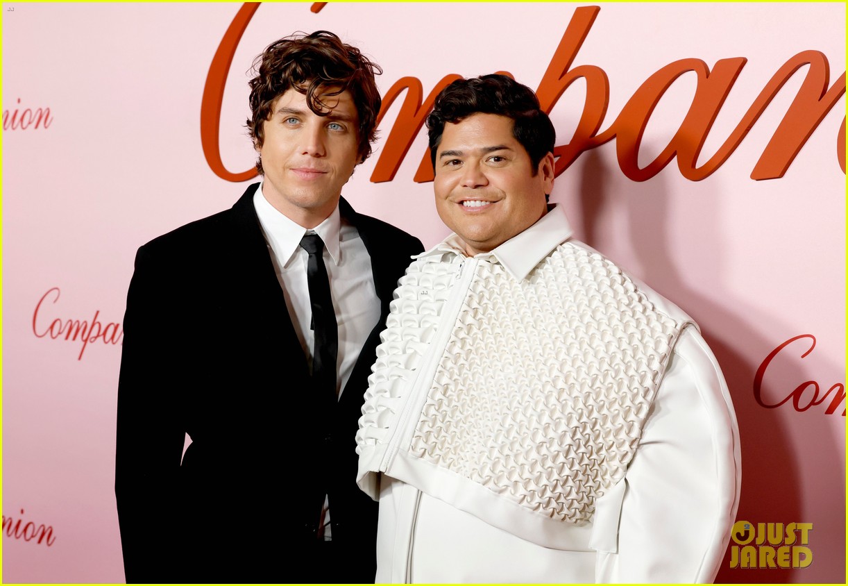 Sophie Thatcher Goes Glam with 'Companion' Movie Cast at L.A. Premiere!: Photo 5118159 | Jack ...