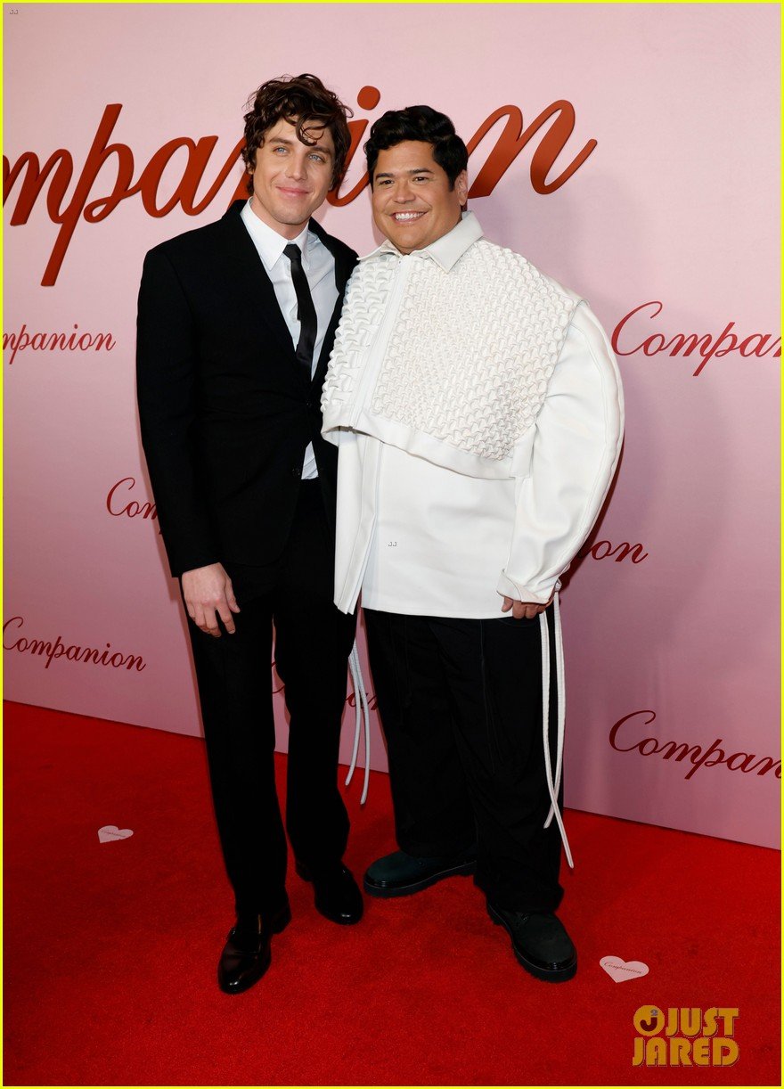 Sophie Thatcher Goes Glam with 'Companion' Movie Cast at L.A. Premiere!: Photo 5118173 | Jack ...