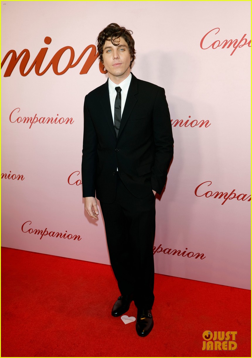 Sophie Thatcher Goes Glam with 'Companion' Movie Cast at L.A. Premiere!: Photo 5118176 | Jack ...