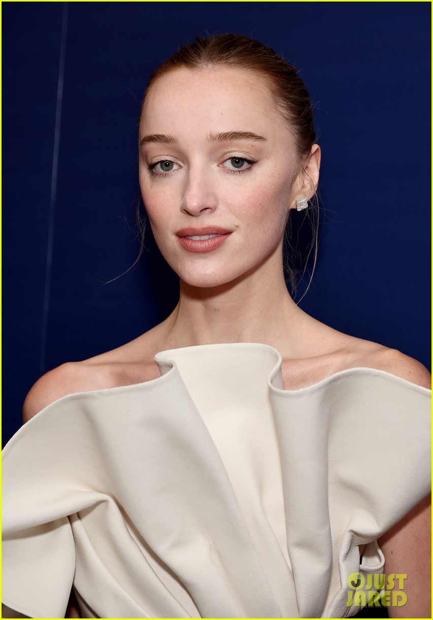 Phoebe Dynevor Shares Upsetting 'Bridgerton' Update While Promoting New ...