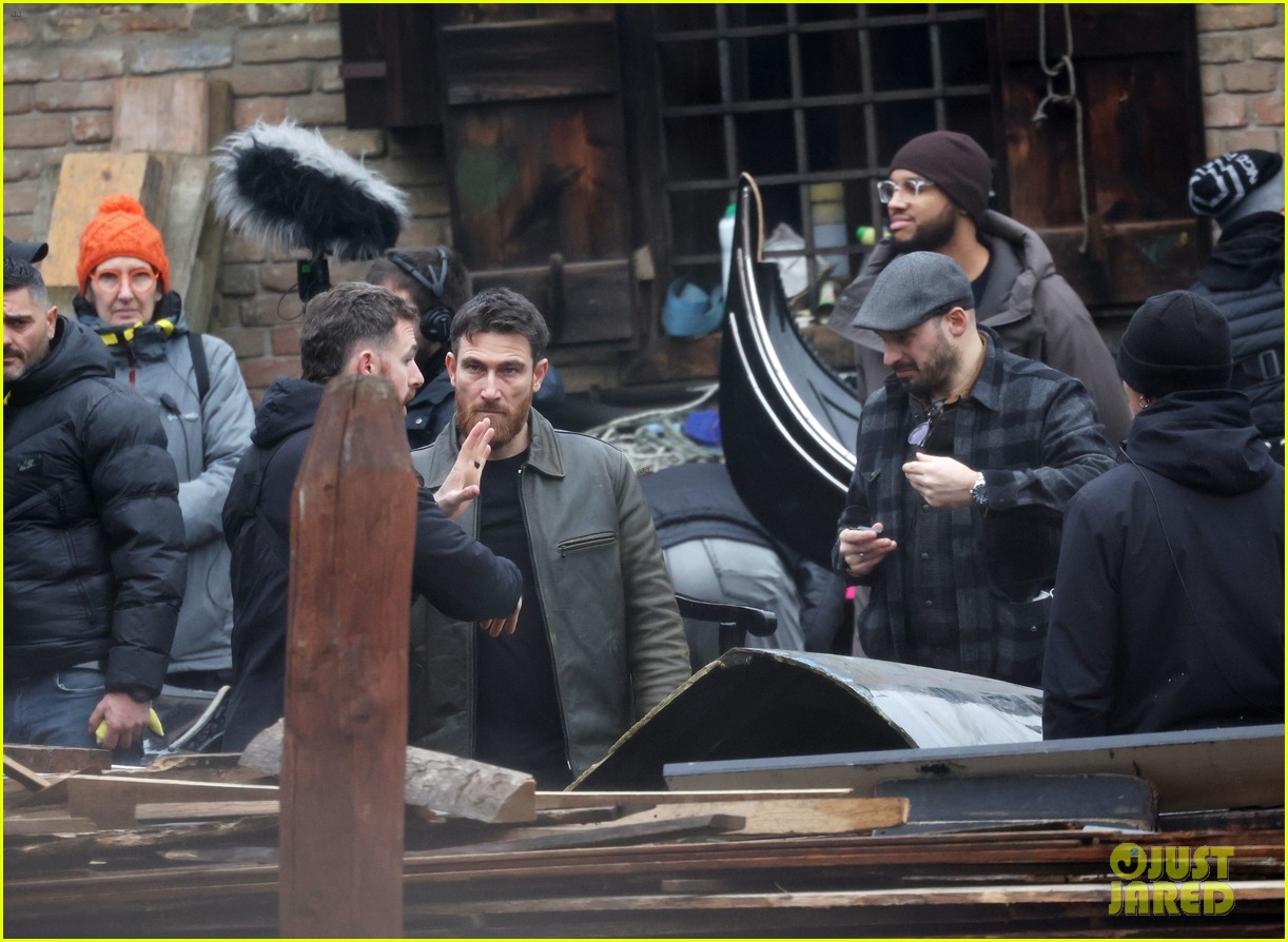 Photo: fbi international set venice italy 2025 95 | Photo 5118509 ...