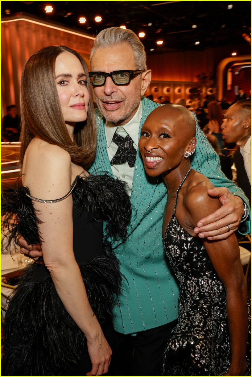 Inside Photos from Golden Globes 2025 - Moments You Didn't See on TV ...