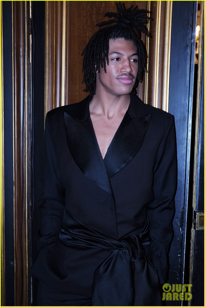 Heidi Klum's Son Henry Makes Modeling Debut in Lena Erziak Haute ...