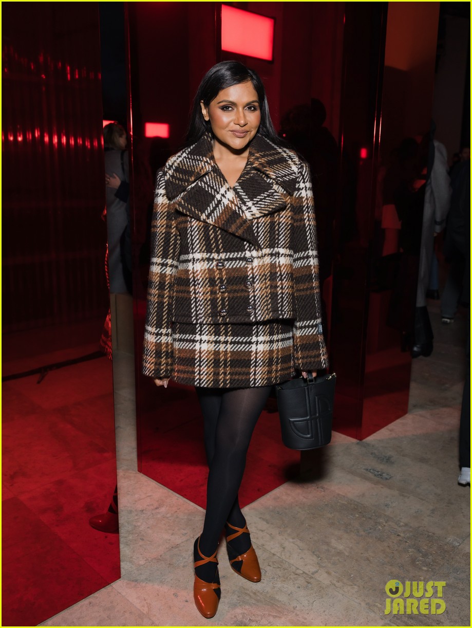 Kelly Rutherford is Joined by Son Hermés at Patou Fashion Show in Paris ...