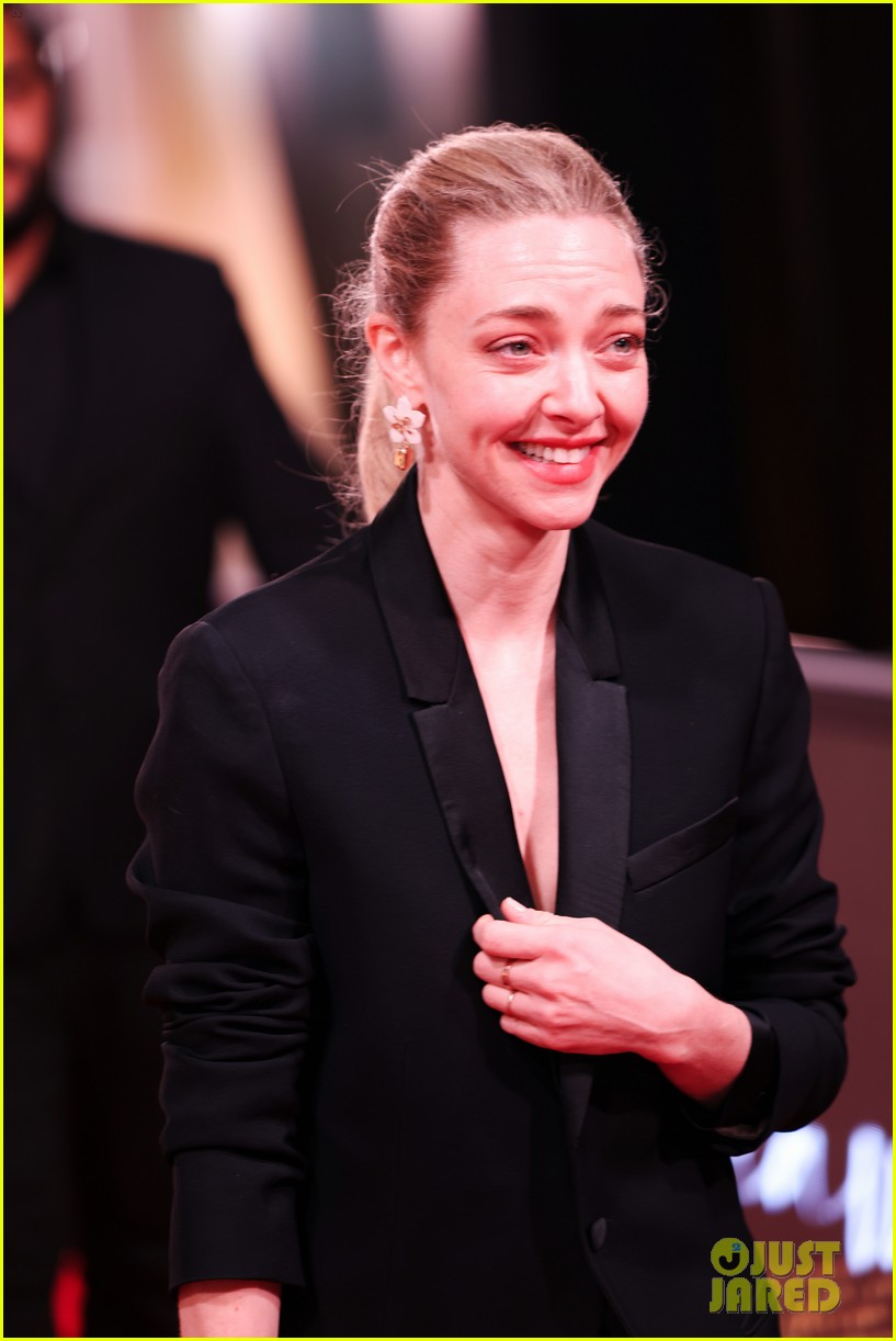 Matthew McConaughey & Wife Camila Couple Up for Anthony Hopkins' 'Life ...