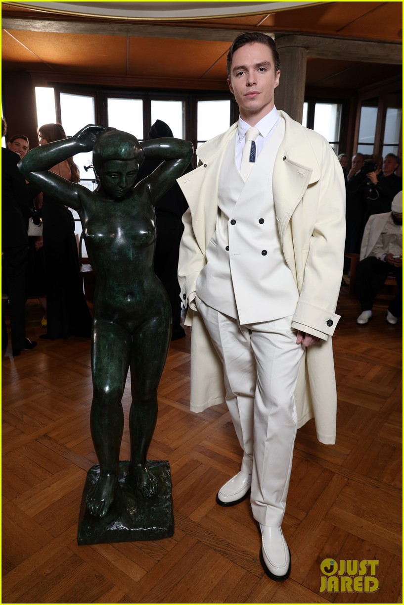 Tyla Shows Off Major Skin at Jacquemus Fashion Show in Paris: Photo ...