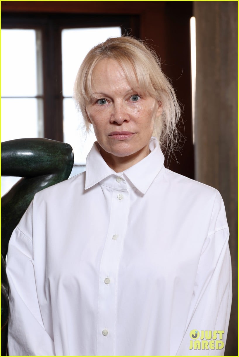 Tyla Shows Off Major Skin at Jacquemus Fashion Show in Paris: Photo ...