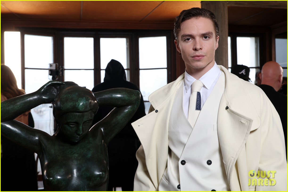 Tyla Shows Off Major Skin at Jacquemus Fashion Show in Paris: Photo ...