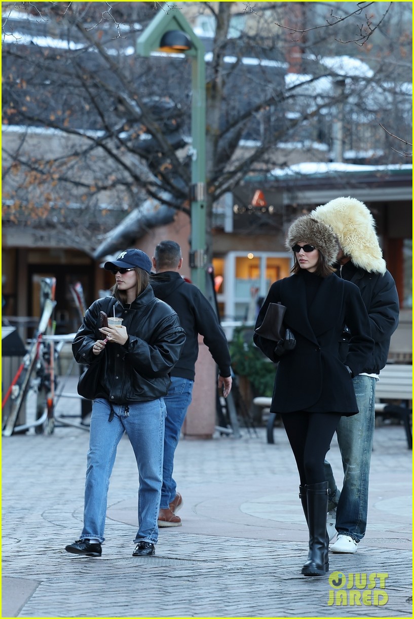 Photo: kendall kylie jenner hailey bieber aspen 133 | Photo 5116255 ...