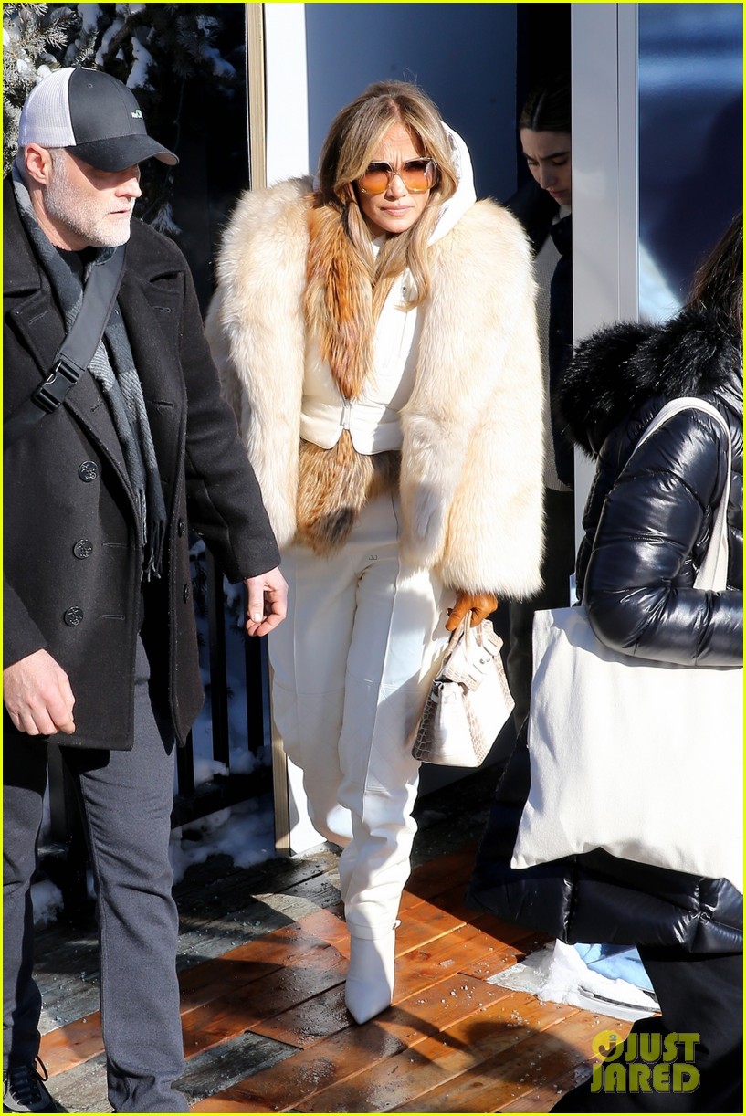 Jennifer Lopez Wears Spider Web Dress to 'Kiss of the Spider Woman' Premiere at Sundance Film ...