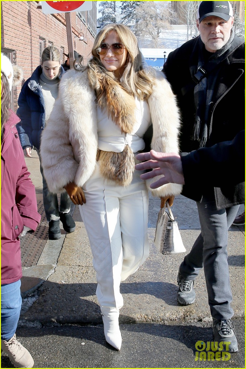 Jennifer Lopez Wears Spider Web Dress to 'Kiss of the Spider Woman' Premiere at Sundance Film ...