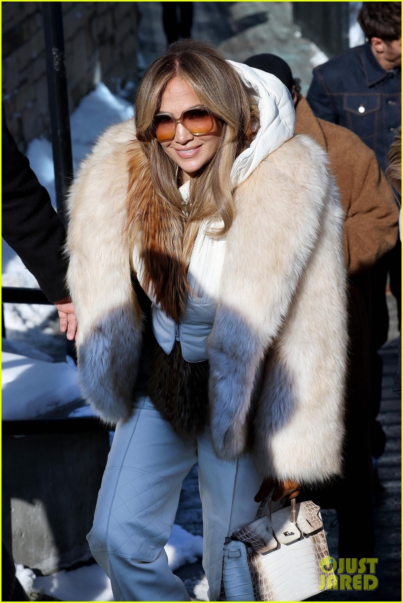 Jennifer Lopez Wears Spider Web Dress to 'Kiss of the Spider Woman' Premiere at Sundance Film ...