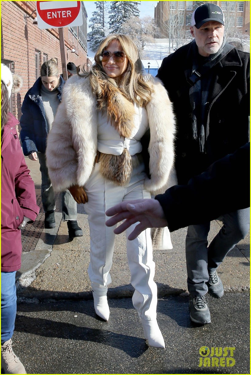 Jennifer Lopez Wears Spider Web Dress to 'Kiss of the Spider Woman' Premiere at Sundance Film ...