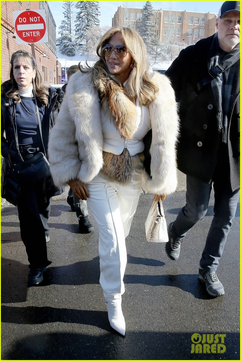 Jennifer Lopez Wears Spider Web Dress to 'Kiss of the Spider Woman' Premiere at Sundance Film ...