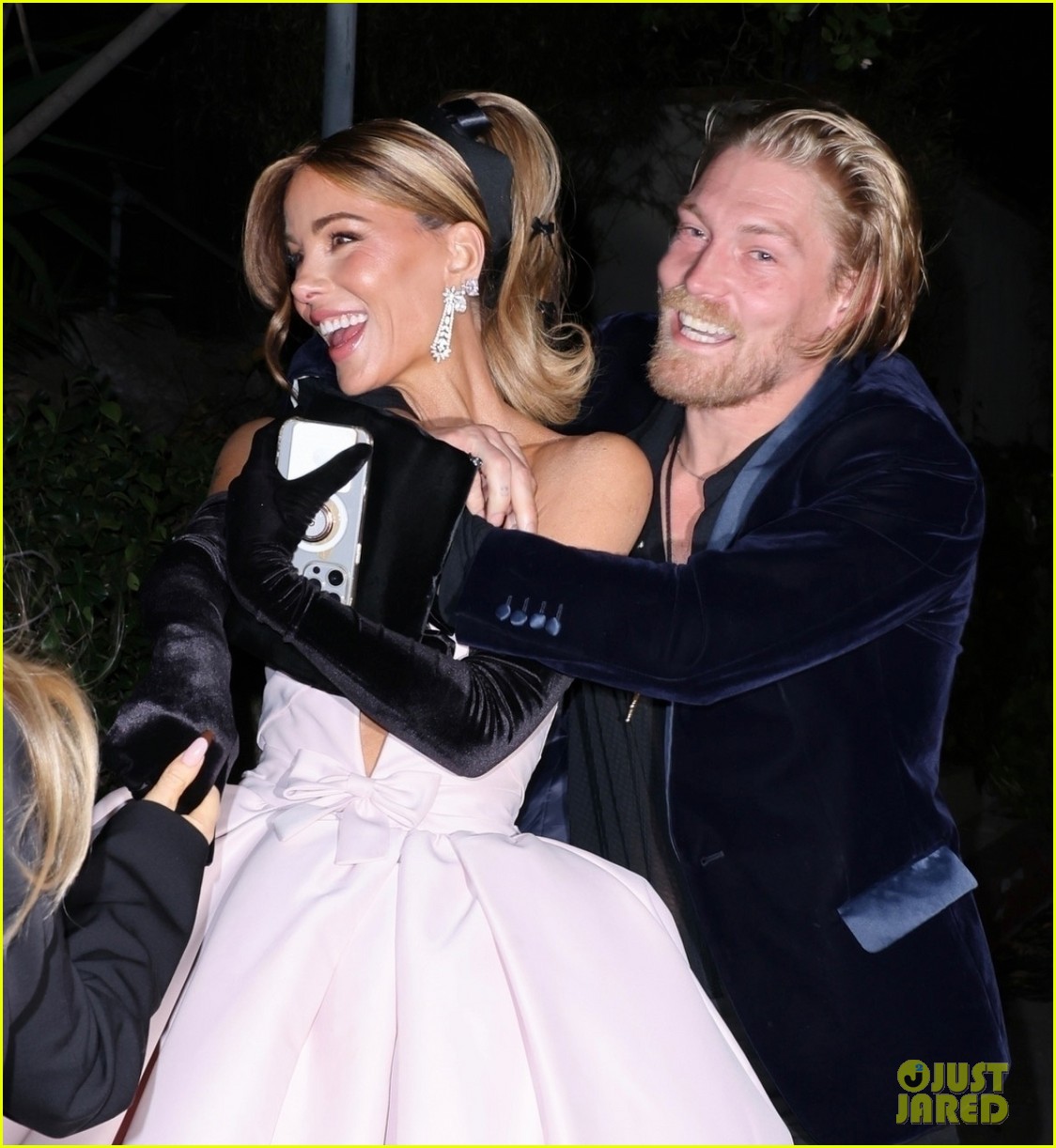 Kate Beckinsale Gets Playful with Actor Harry Goodwins While Arriving ...