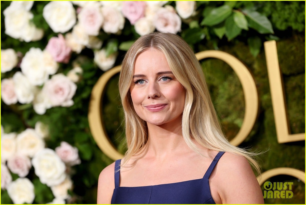 'Nobody Wants This' Nominee Kristen Bell & Husband Dax Shepard Couple ...