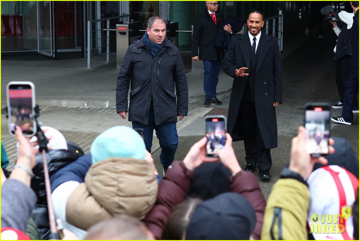 Lewis Hamilton Greets Tifosi On First Day as Ferrari Driver at Team's ...