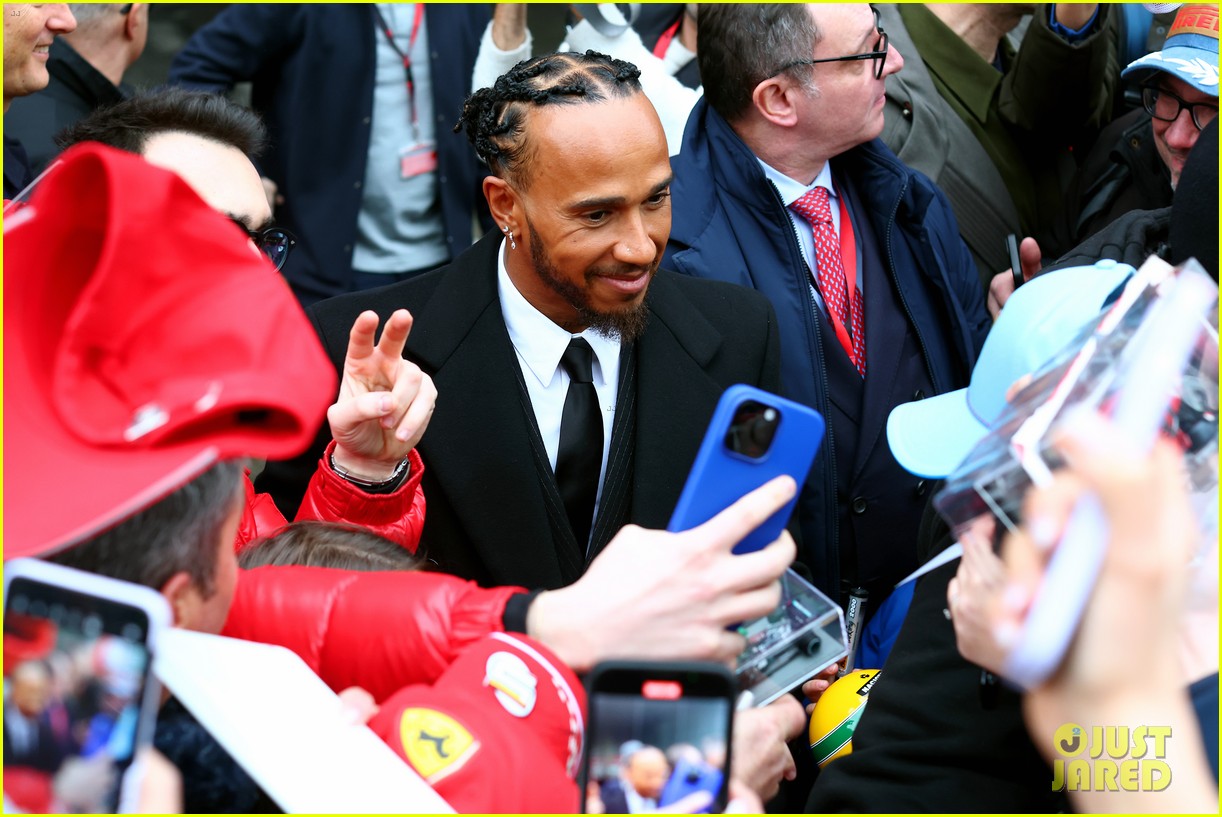 Lewis Hamilton Greets Tifosi On First Day as Ferrari Driver at Team's ...