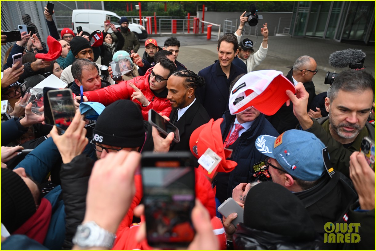 Lewis Hamilton Greets Tifosi On First Day as Ferrari Driver at Team's ...