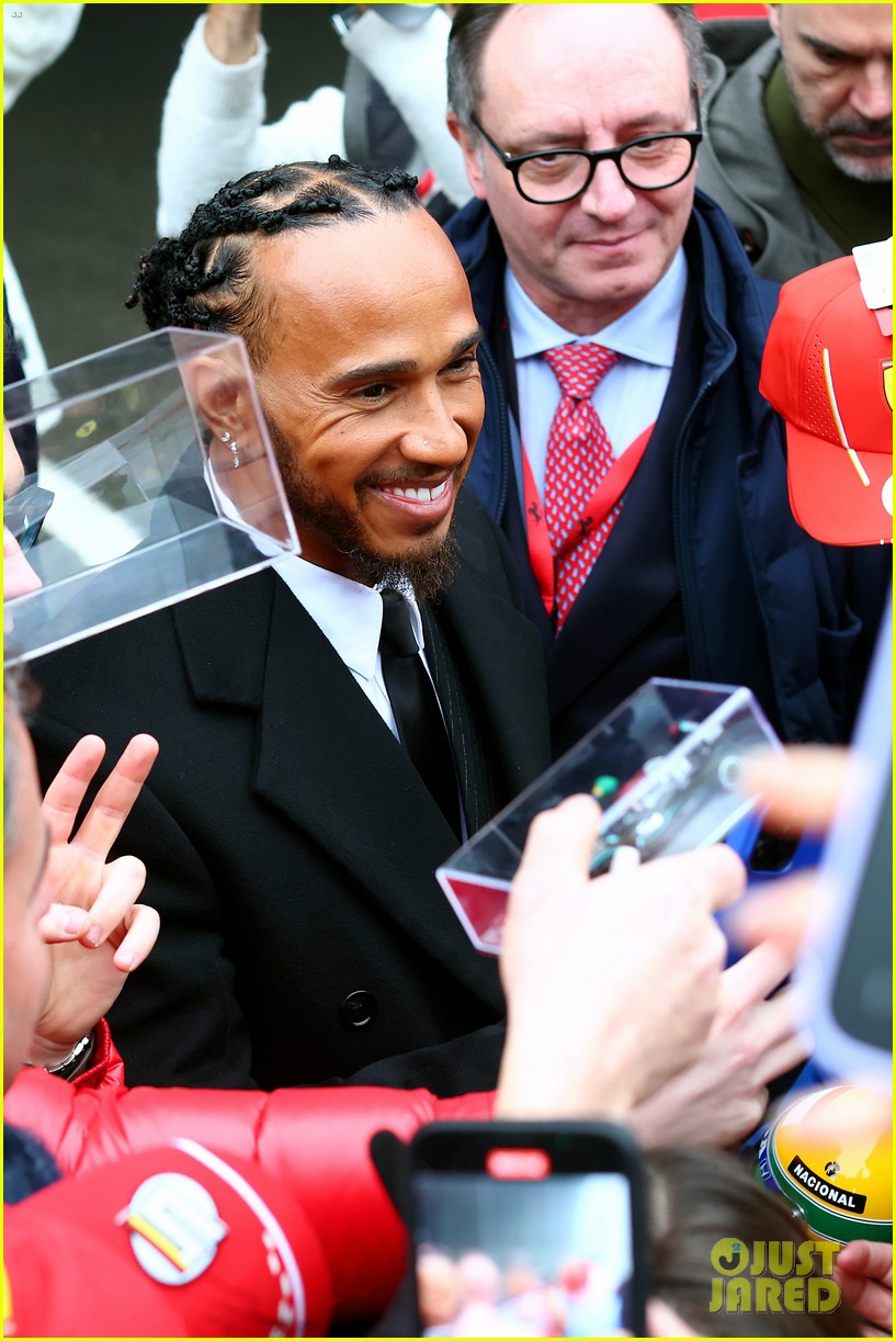 Lewis Hamilton Greets Tifosi On First Day as Ferrari Driver at Team's ...