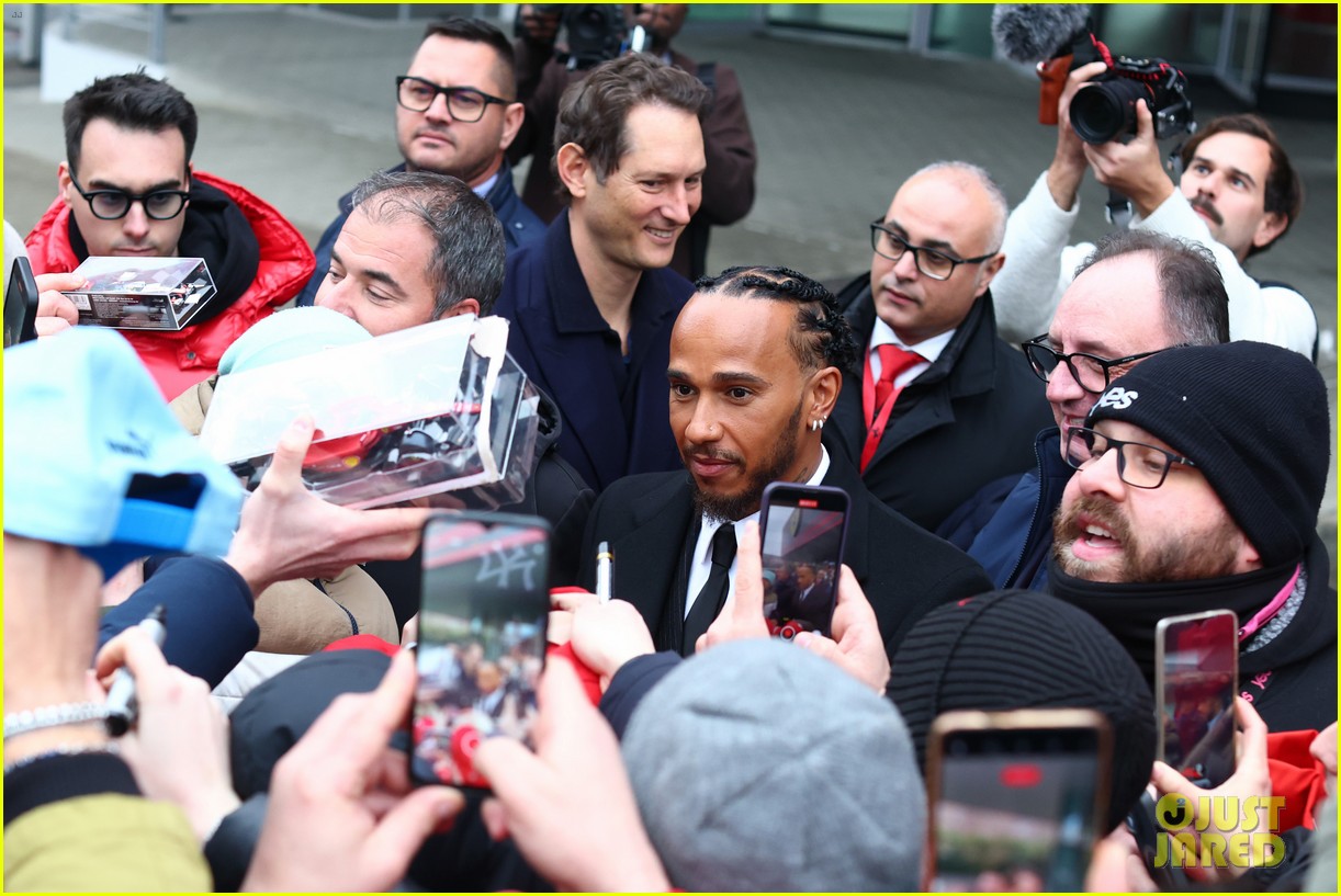 Lewis Hamilton Greets Tifosi On First Day as Ferrari Driver at Team's ...