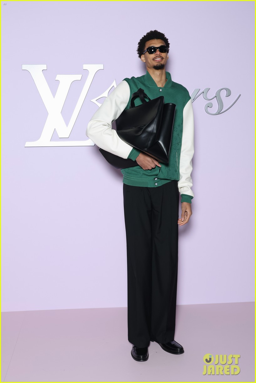 Bradley Cooper, Idris Elba, Adrien Brody, & More Take Over Paris at ...